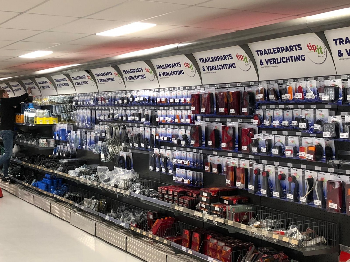 Kijkje in de winkel | ASD Automaterialen